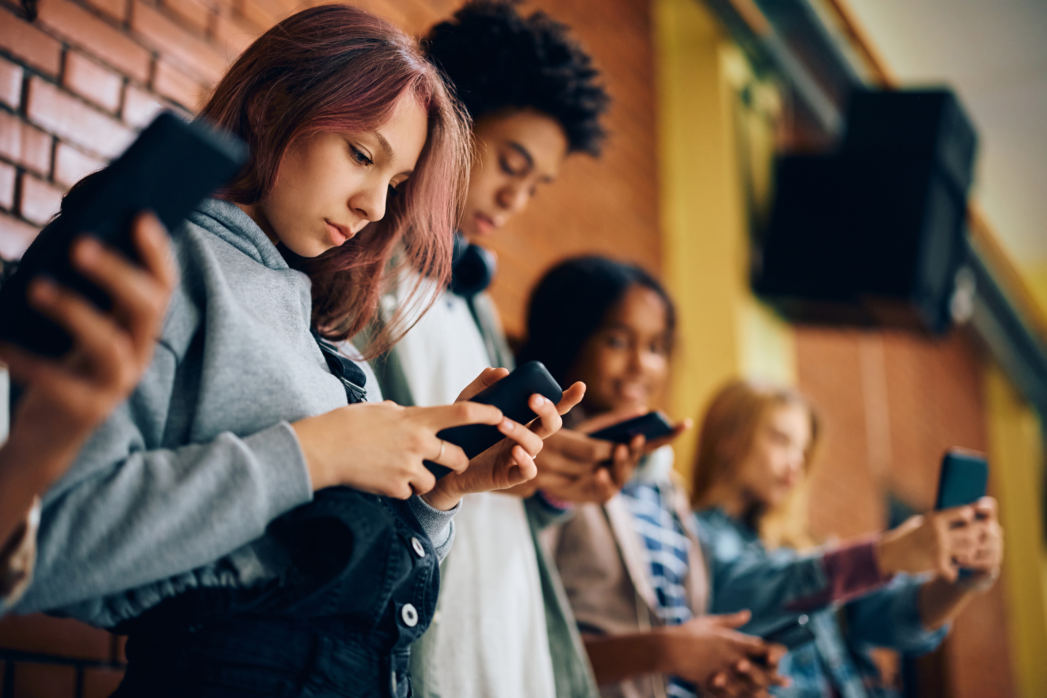 Gen-Z and Tech Addiction: How to Reclaim Your Life » Courageous Paths ...